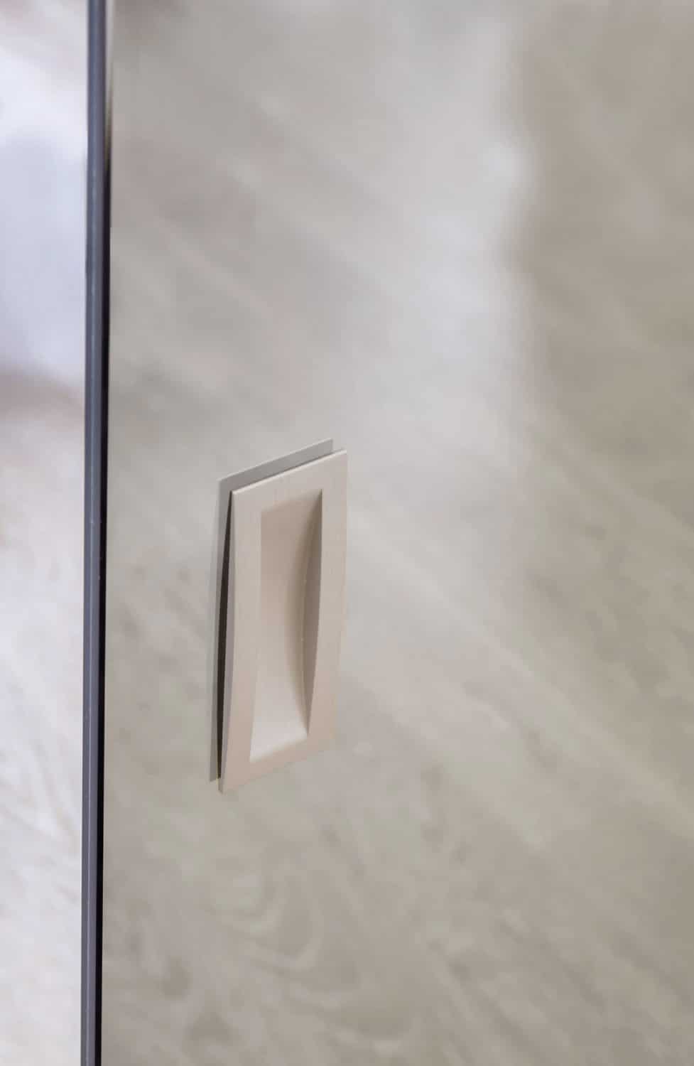 Vitra - Doors & Systems | Henry glass