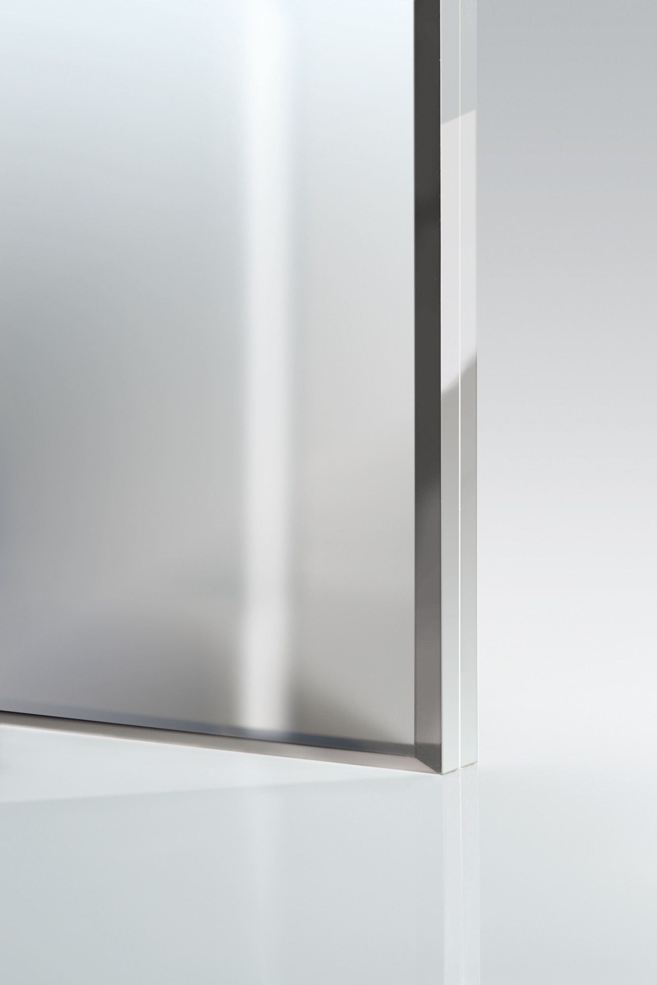 Specchi glass doors | Henry glass